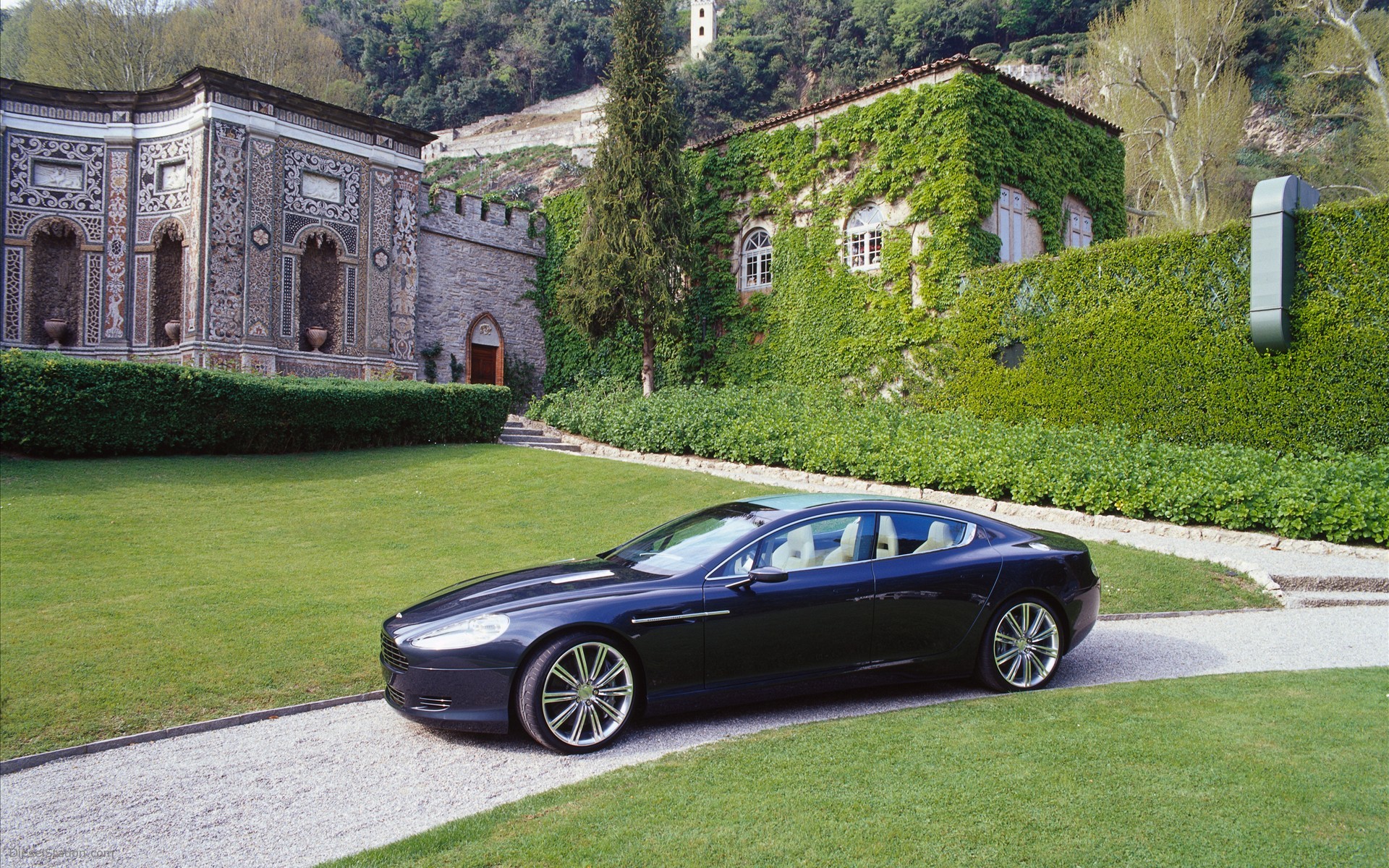 Aston Martin debuts all-electric RapidE concept - GearOpen.com