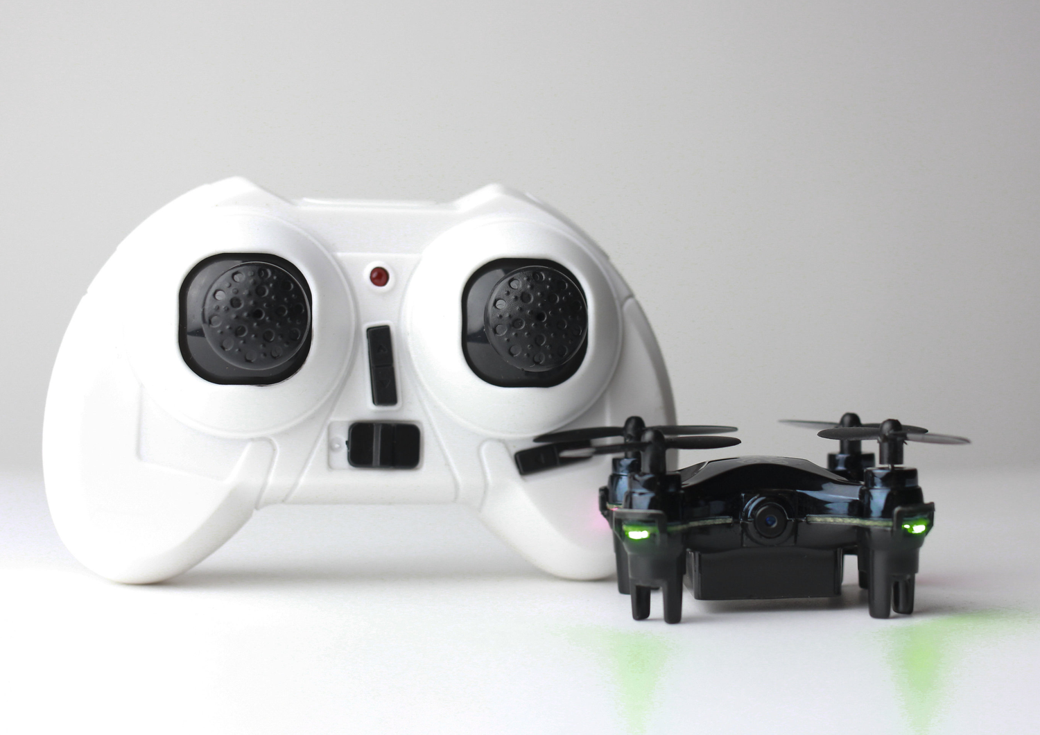 Axis Vidius Drone Review - GearOpen.com