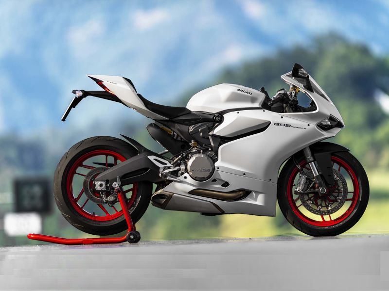 2016 Ducati 959 Panigale First Ride Review - GearOpen.com