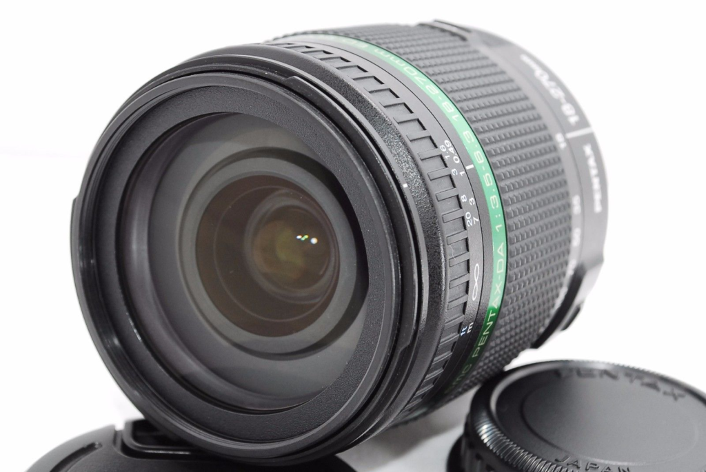 5 Best Superzoom Lenses - GearOpen.com