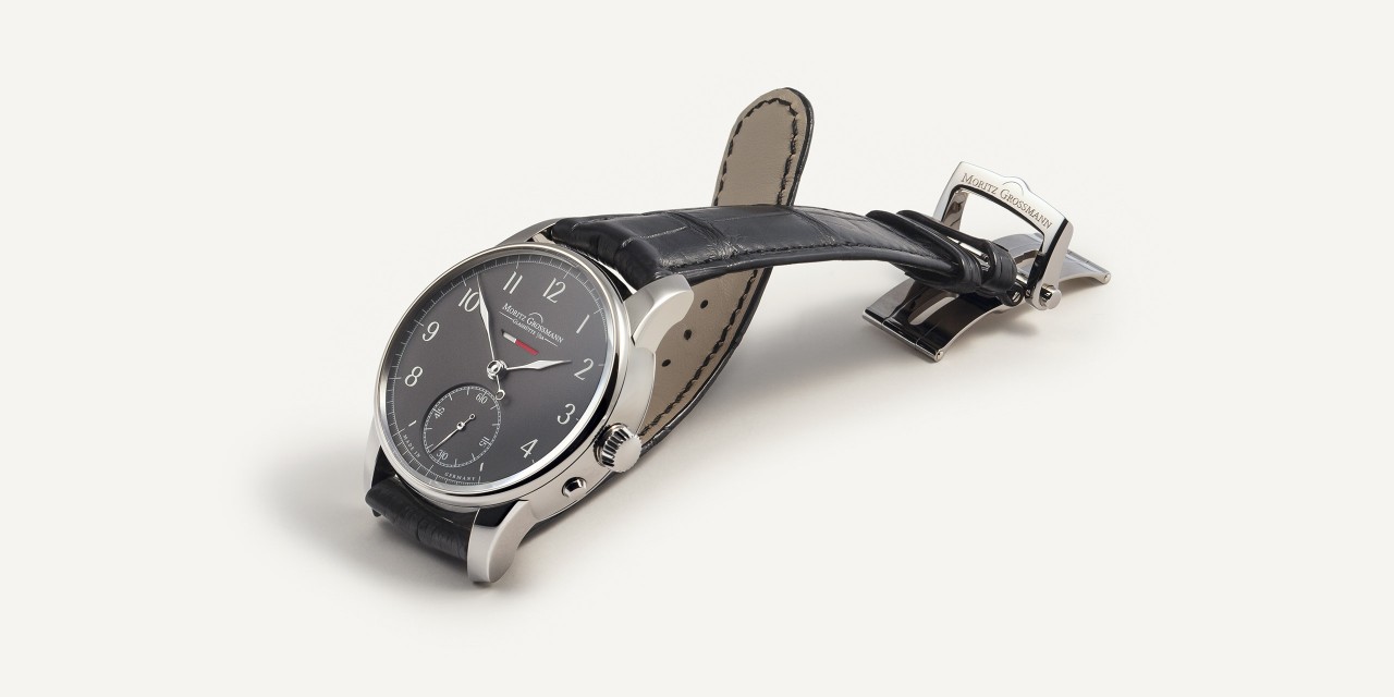 Moritz Grossmann Benu Power Reserve Watch Hands-On - GearOpen.com