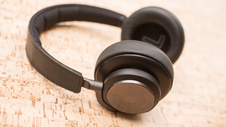 B&O BeoPlay H7 review: Not at the top of its game - GearOpen.com