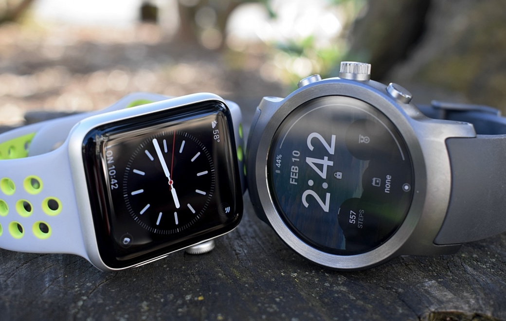 Apple Watch v Android Wear : The battle for smartwatch supremacy ...