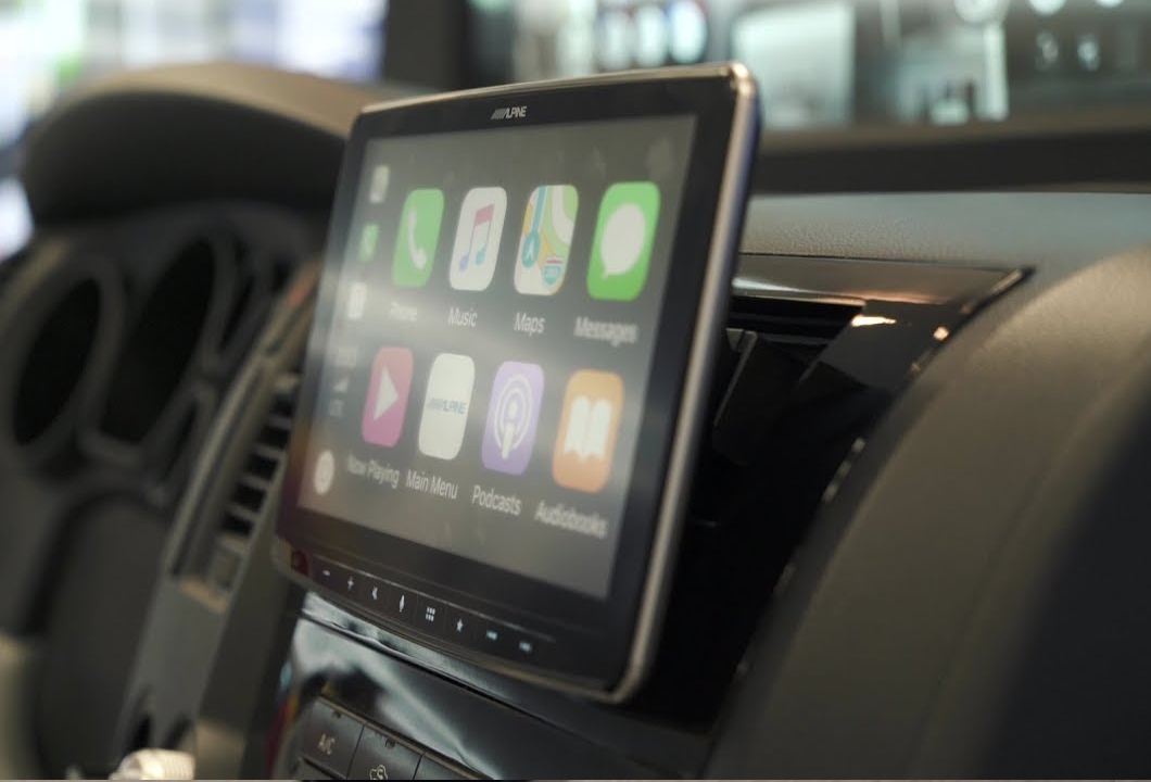 Alpine iLX-F309 review: Versatile fitment with wired Android Auto and ...