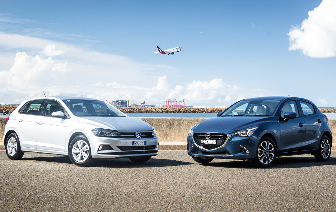 2018 Mazda 2 GT automatic v Volkswagen Polo 85TSI Comfortline DSG ...