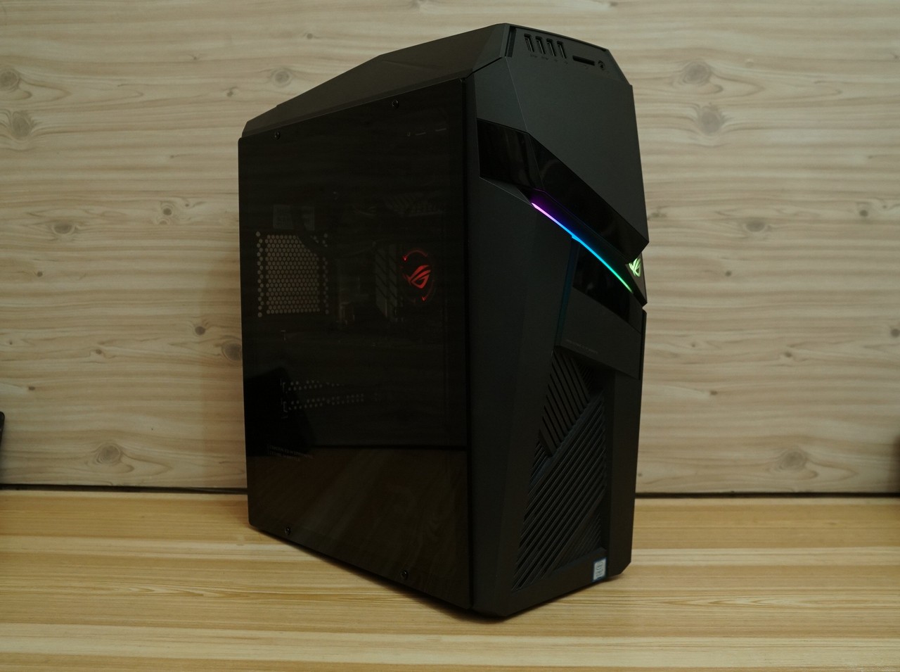 ASUS ROG Strix GL12 Review: No Brainer Gaming Tower, For A Price ...