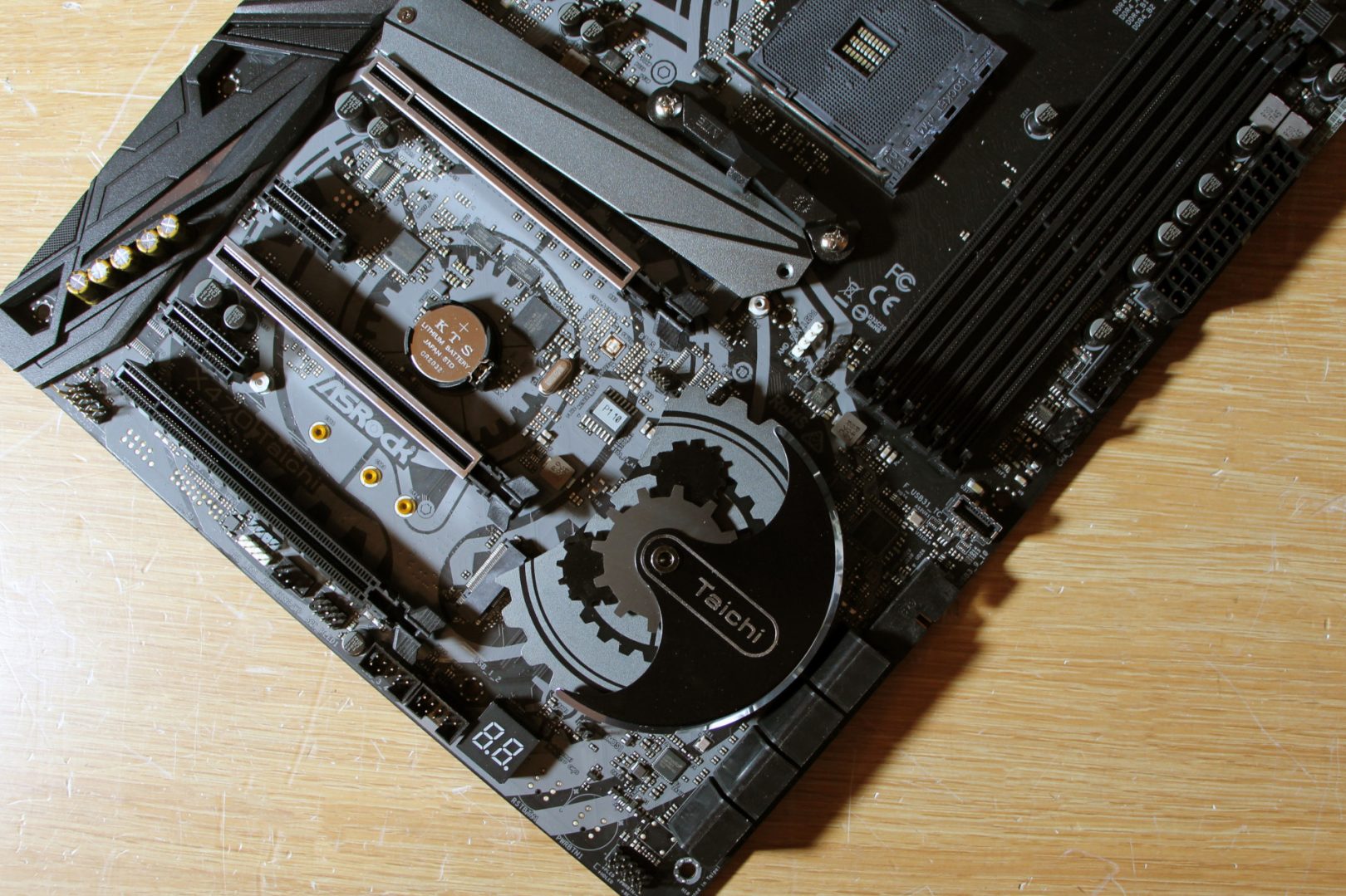 ASRock X470 Taichi Review - GearOpen.com