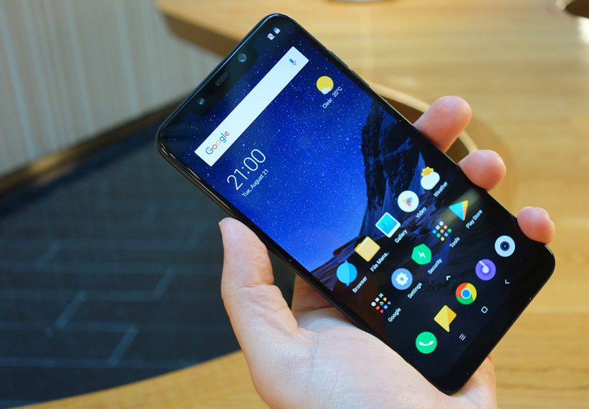 Pocophone F1 long-term review - GearOpen.com