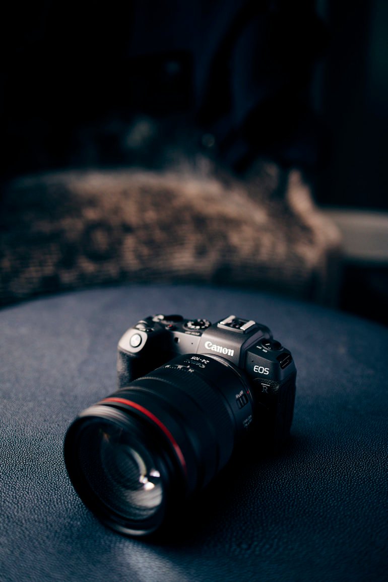 Canon EOS RP hands-on review - GearOpen.com