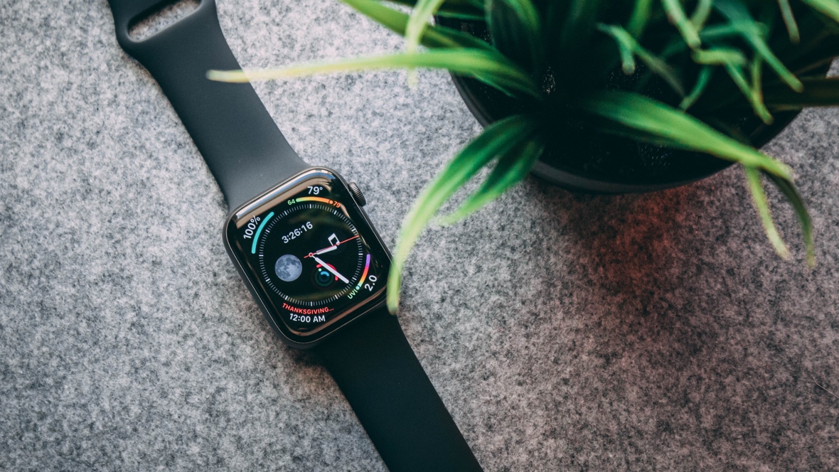 How to charge the Apple Watch: A guide on bringing your smartwatch to ...