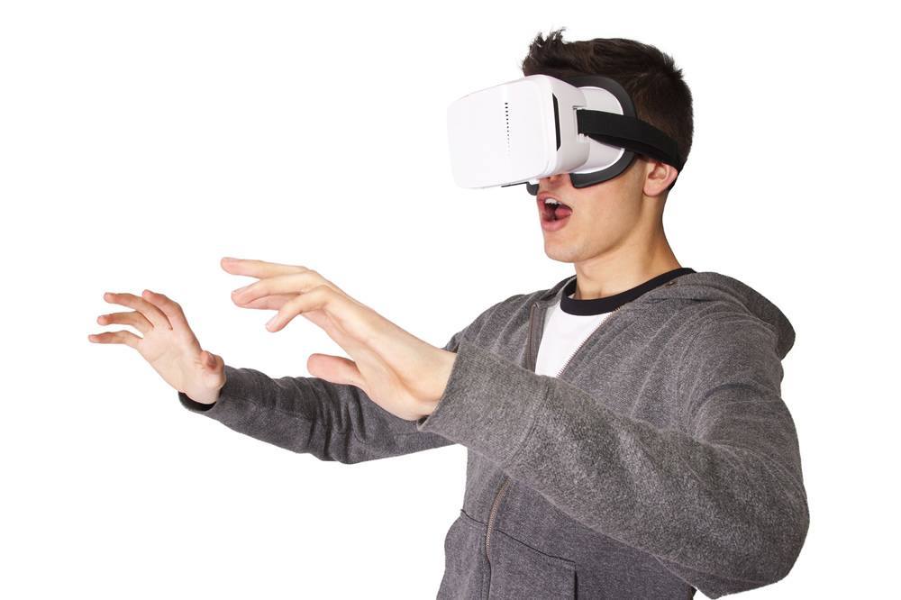 7 Cheap VR Headsets Ranked from Best to Worst - GearOpen.com