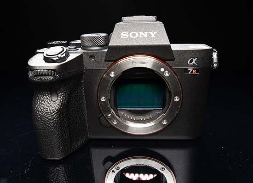 Sony A7R IV Hands-on Review - First Impressions - GearOpen.com