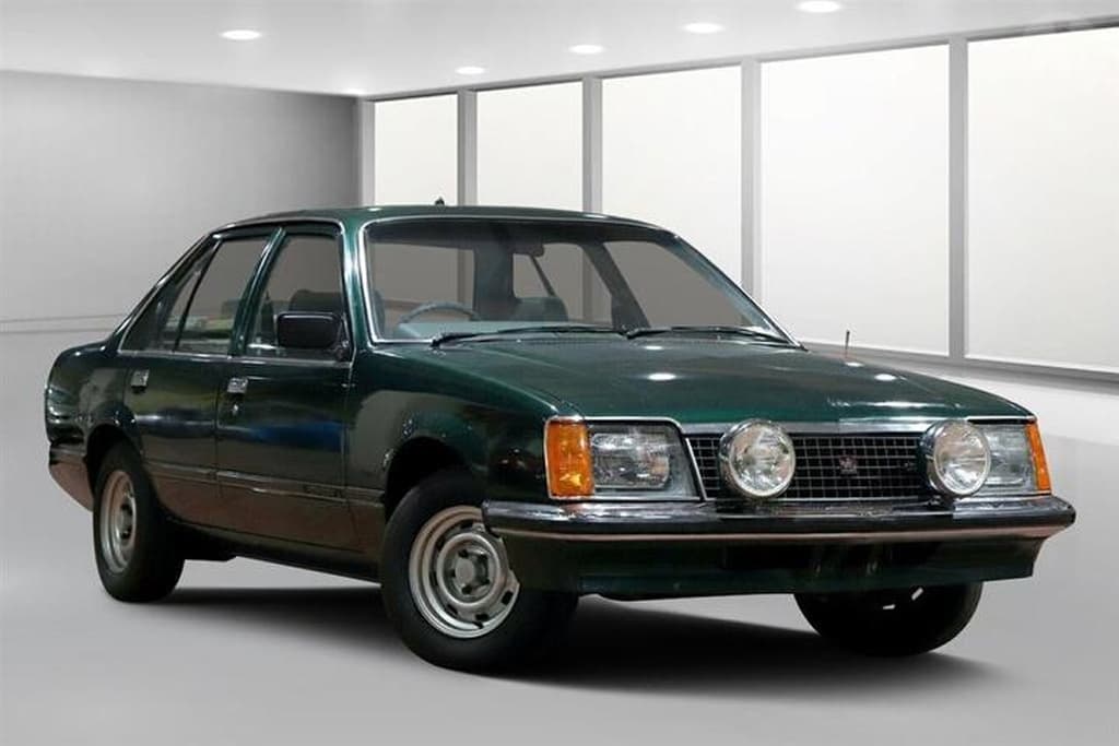 First-ever Holden VF Commodore up for grabs - GearOpen.com