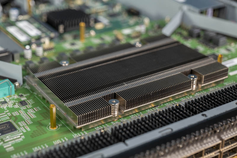 Edgecore AS7712-32X Switch Overview A 32x 100GbE Switch - GearOpen.com