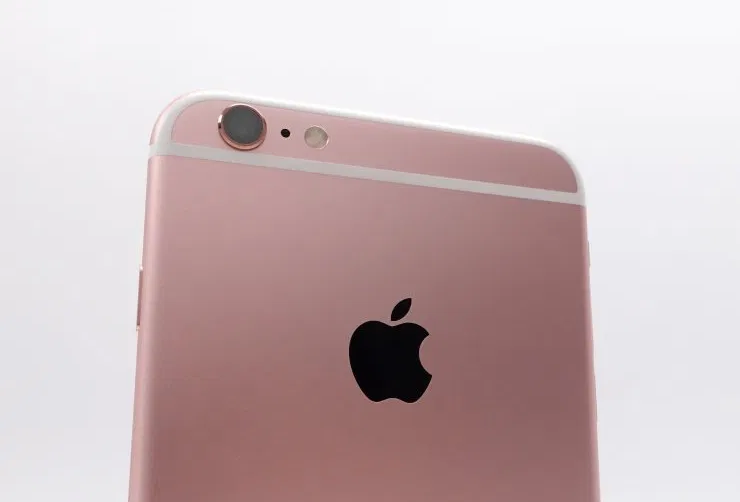 8 Things to Know About the iPhone 6s iOS 13.5 Update - GearOpen.com