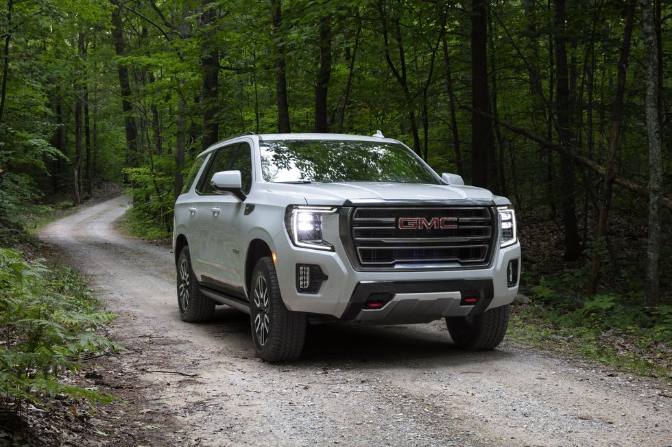 The GMC Yukon AT4 Brings More Off-Road Chops to a Mega-SUV - GearOpen.com