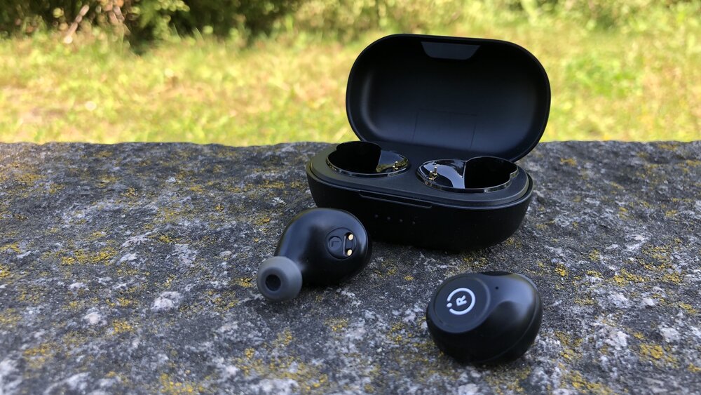 ENACFIRE E60 Wireless Earbuds review - GearOpen.com