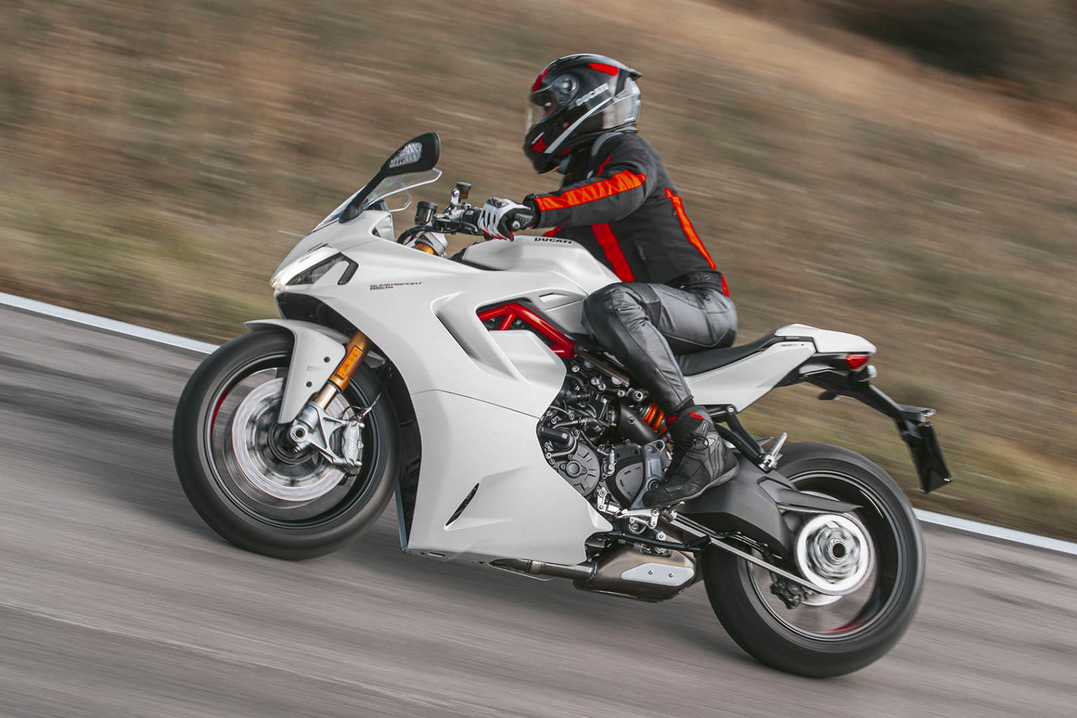 2021 Ducati SuperSport 950 First Look (8 Fast Facts) - GearOpen.com