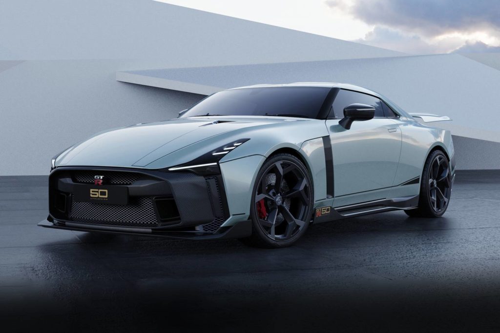2021 Nissan GT-R Review - GearOpen.com