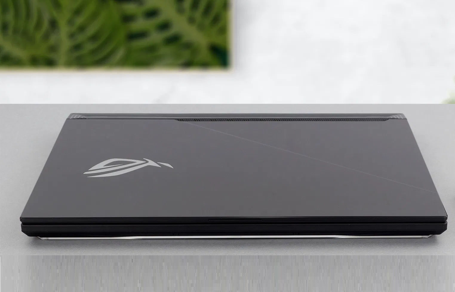 Top 5 reasons to BUY or NOT buy the ASUS ROG Strix SCAR 17 G732 ...