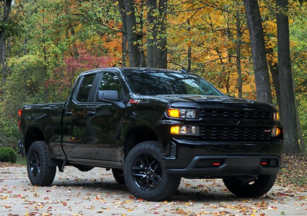 2020-chevrolet-silverado-1500-duramax-and-custom-trail-boss-review