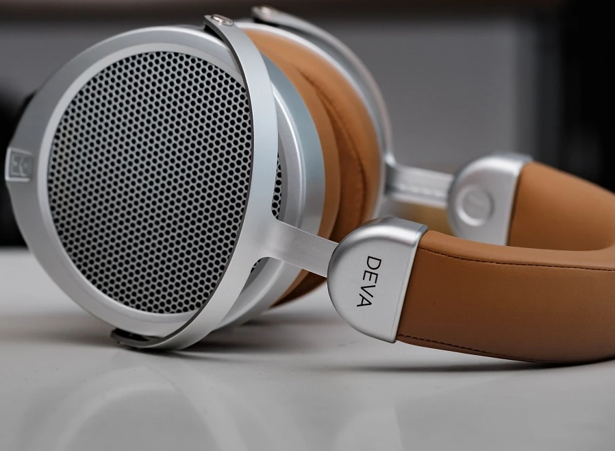 HIFIMAN DEVA Review : A Bluetooth Planar? - GearOpen.com