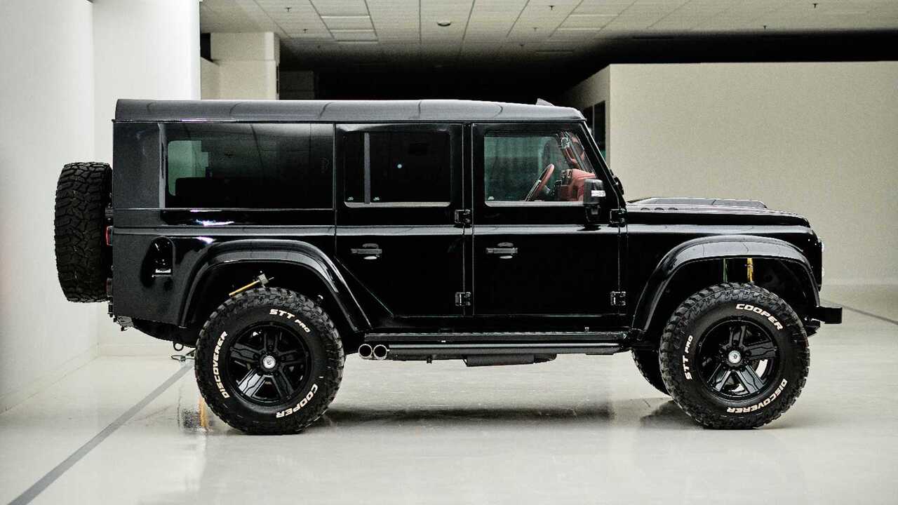 Ares Design unveils Land Rover Defender Spec 1.2 - GearOpen.com