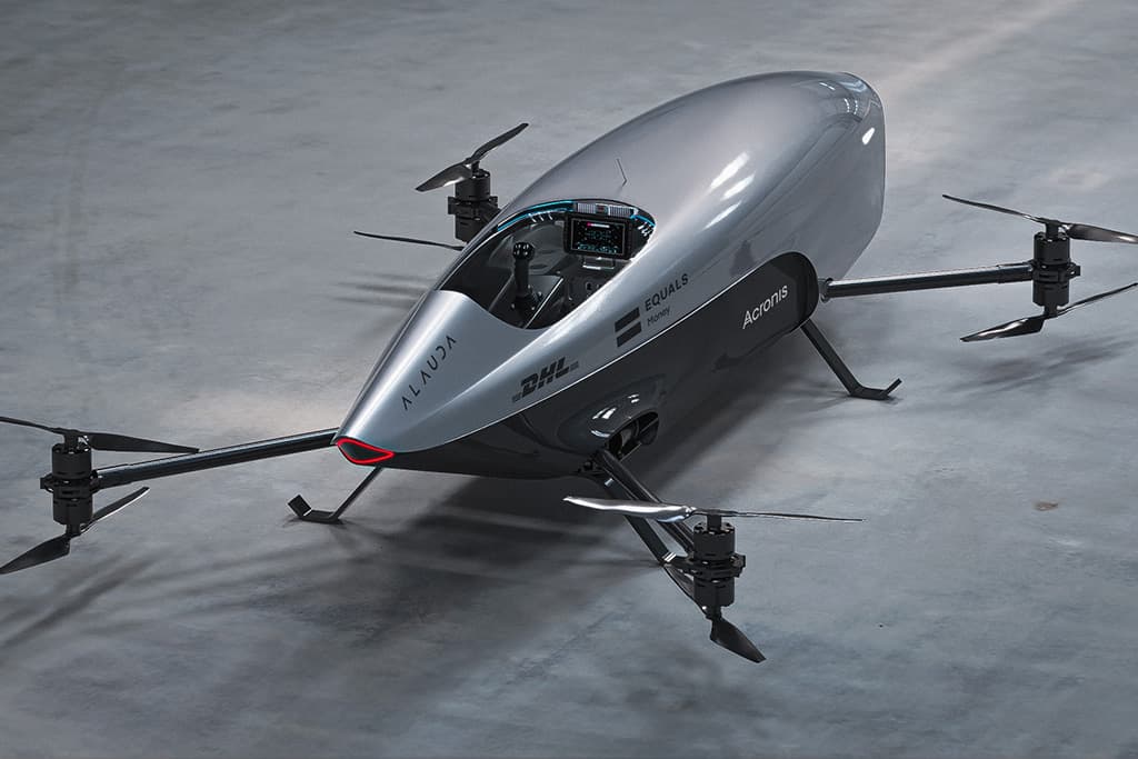 World’s first electric flying race car revealed - GearOpen.com