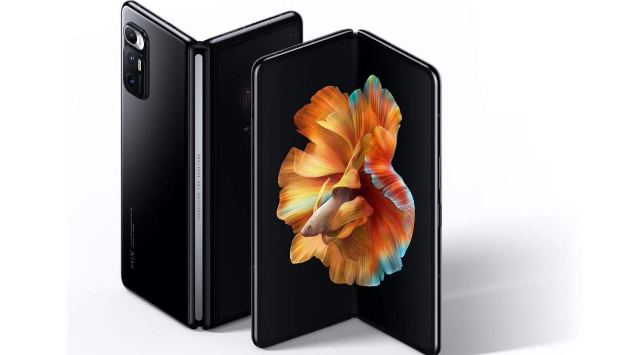 Xiaomi Mi Fold foldable smartphone concept reveals an inward folding ...
