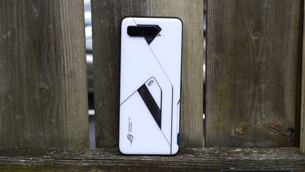 The ROG Phone 5 Ultimate is a love letter from Asus to its most ...