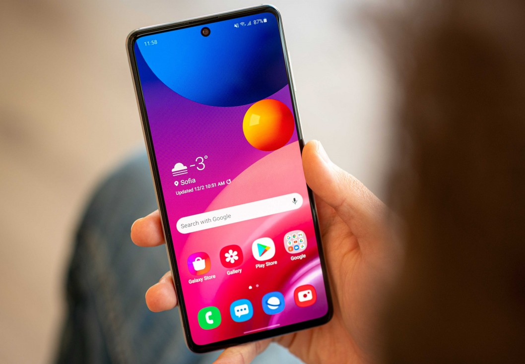 Samsung Galaxy M42 5G First Impressions: 5G for Everyone? - GearOpen.com