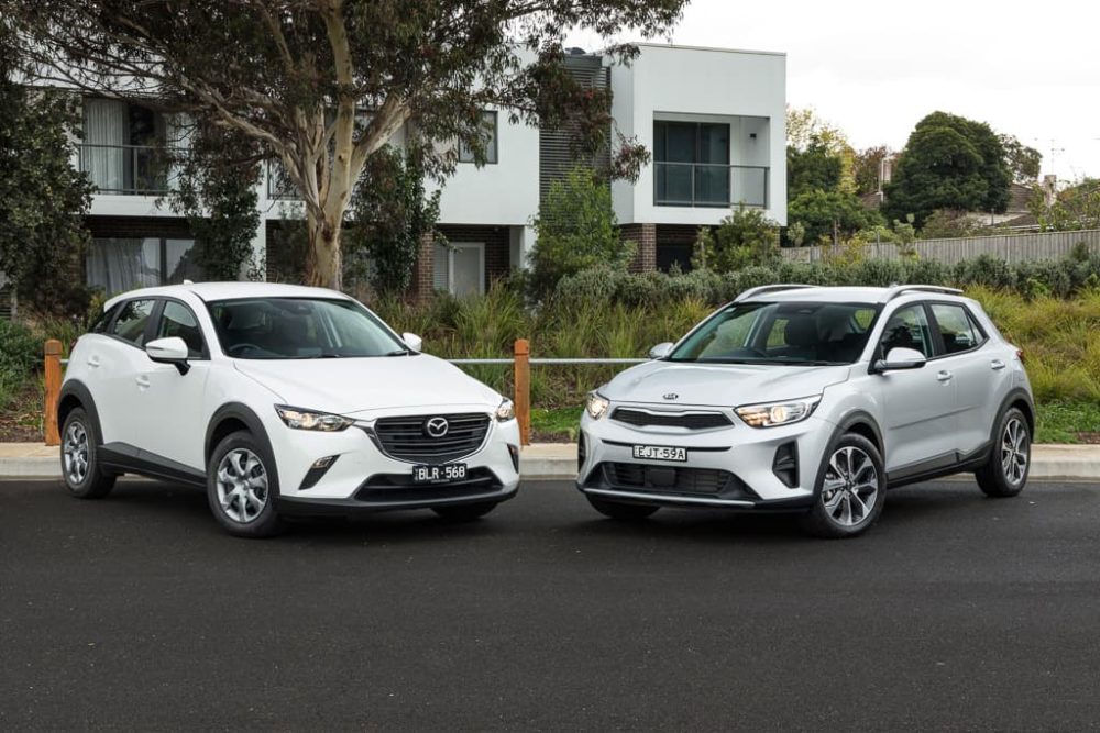 2021 Kia Stonic Sport v Mazda CX-3 Neo Sport Comparison - GearOpen.com