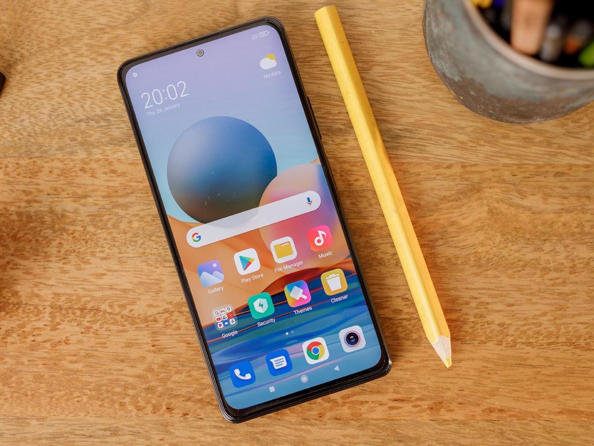 Redmi Note 10 Pro vs. realme 8 - GearOpen.com