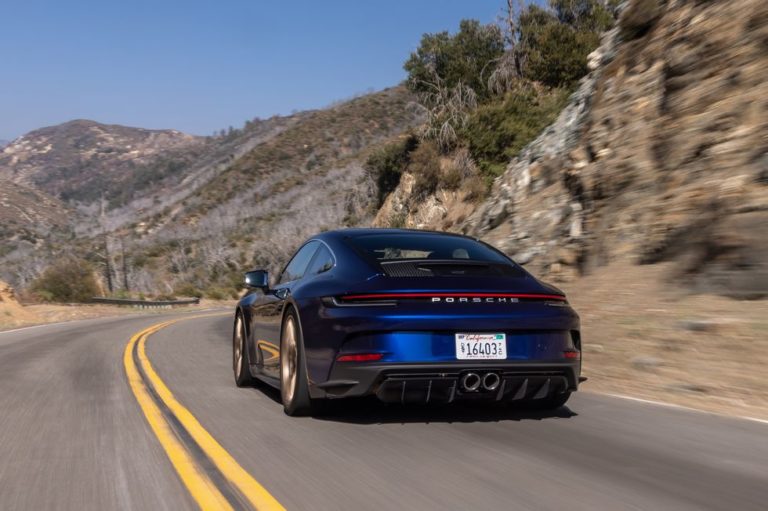 2022 Porsche 911 GT3 Touring: Wingless Wonder - GearOpen.com