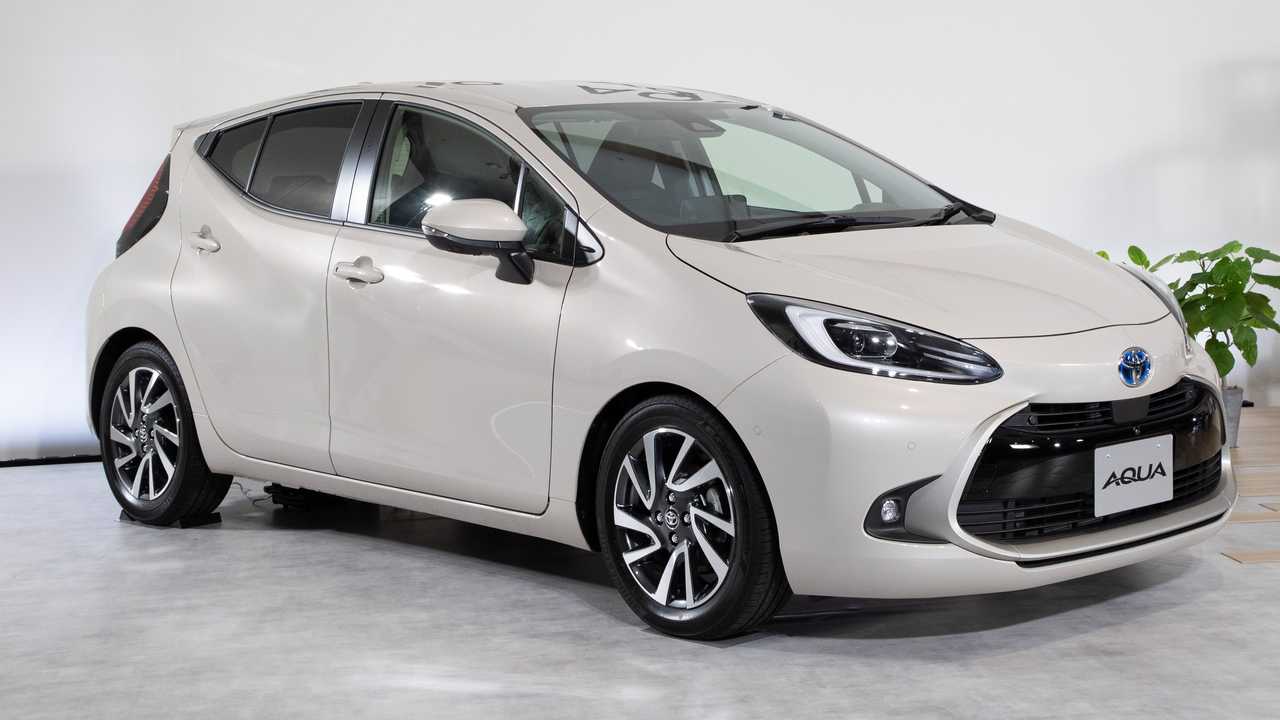 2022 Toyota Aqua Hybrid-Only Hatchback Debuts As Japan's Prius C ...