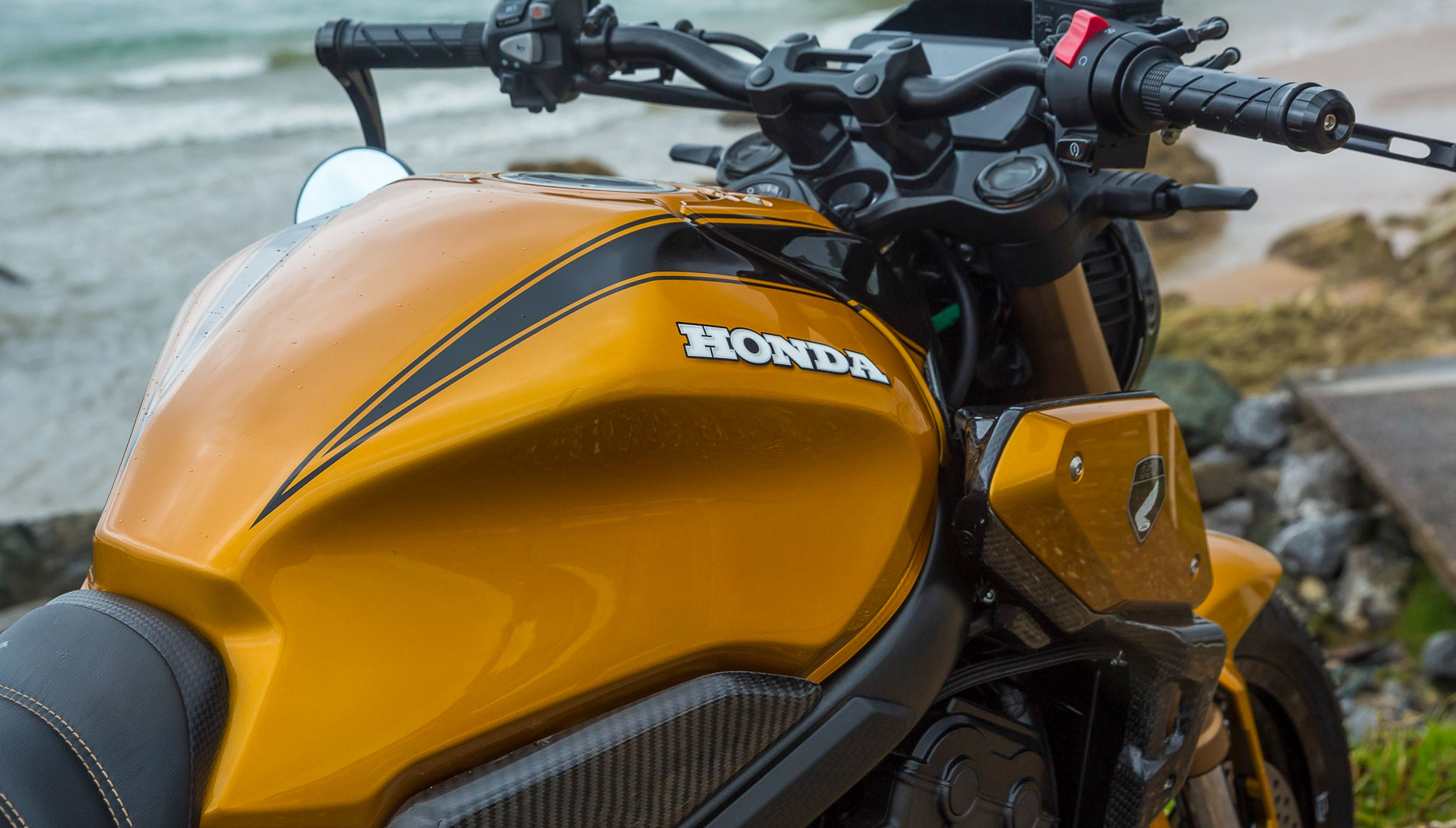 10 Amazing Must-See Honda CB650R Customs: Editor’s Choice - GearOpen.com