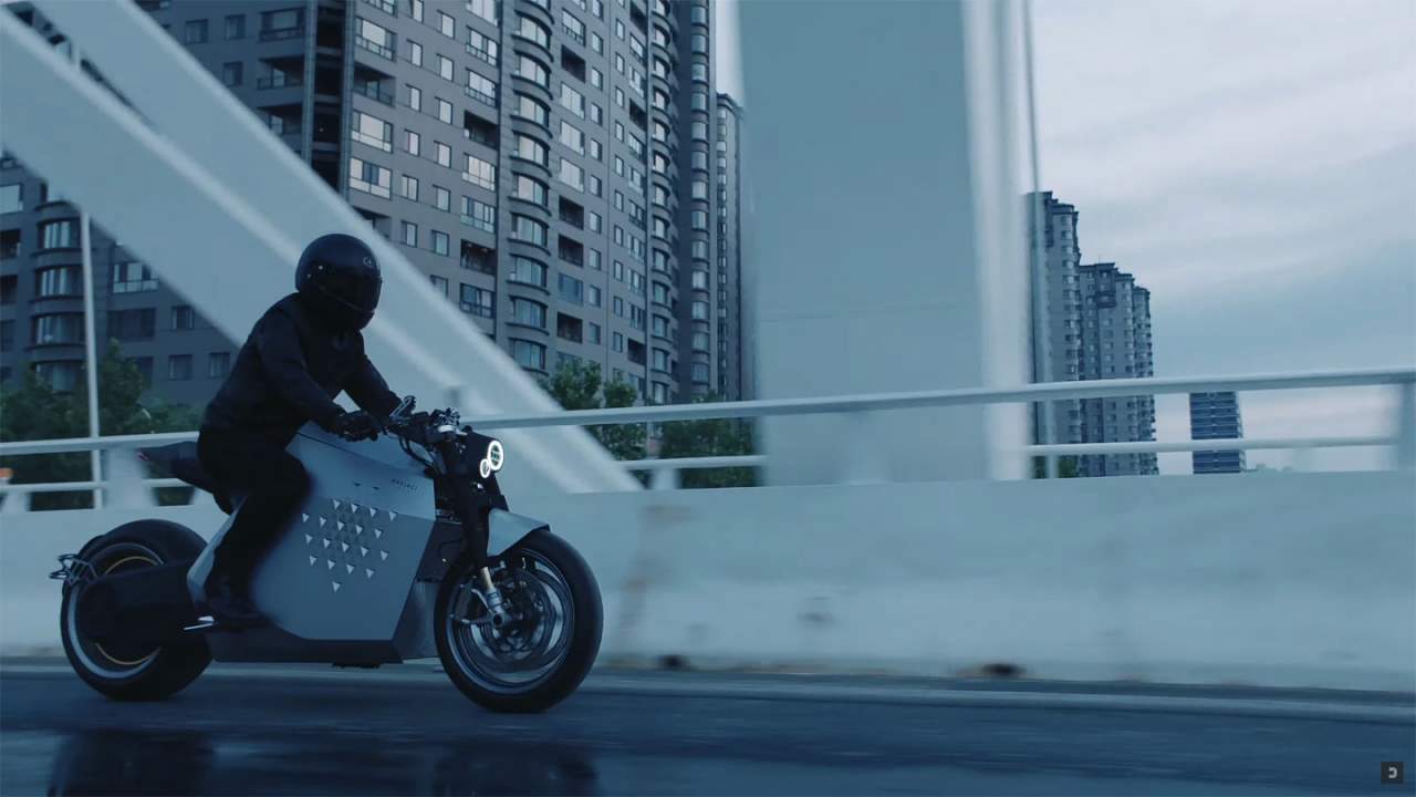 Da Vinci DC100 electric motorcycle can follow you like a puppy ...