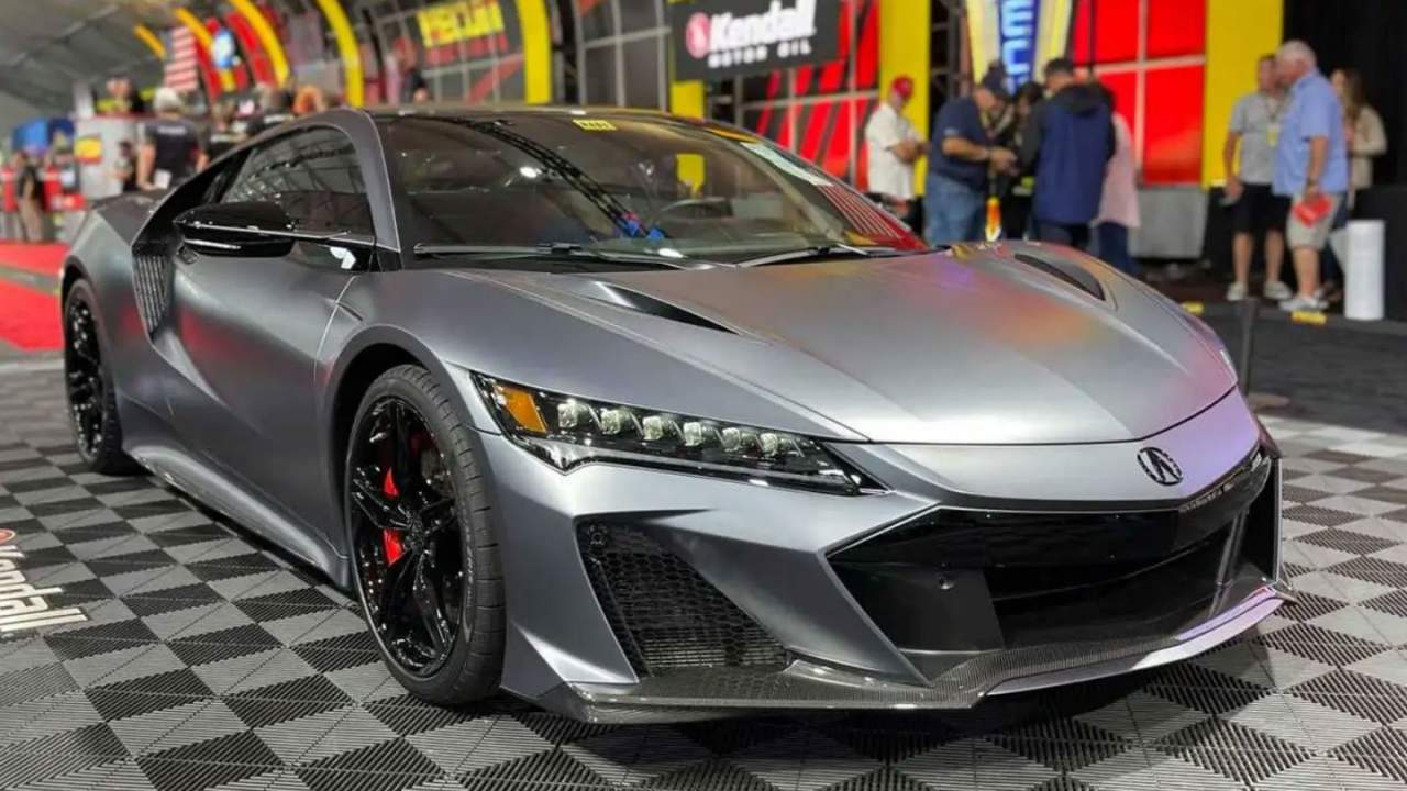 The first 2022 Acura NSX Type S sold at auction last weekend - GearOpen.com
