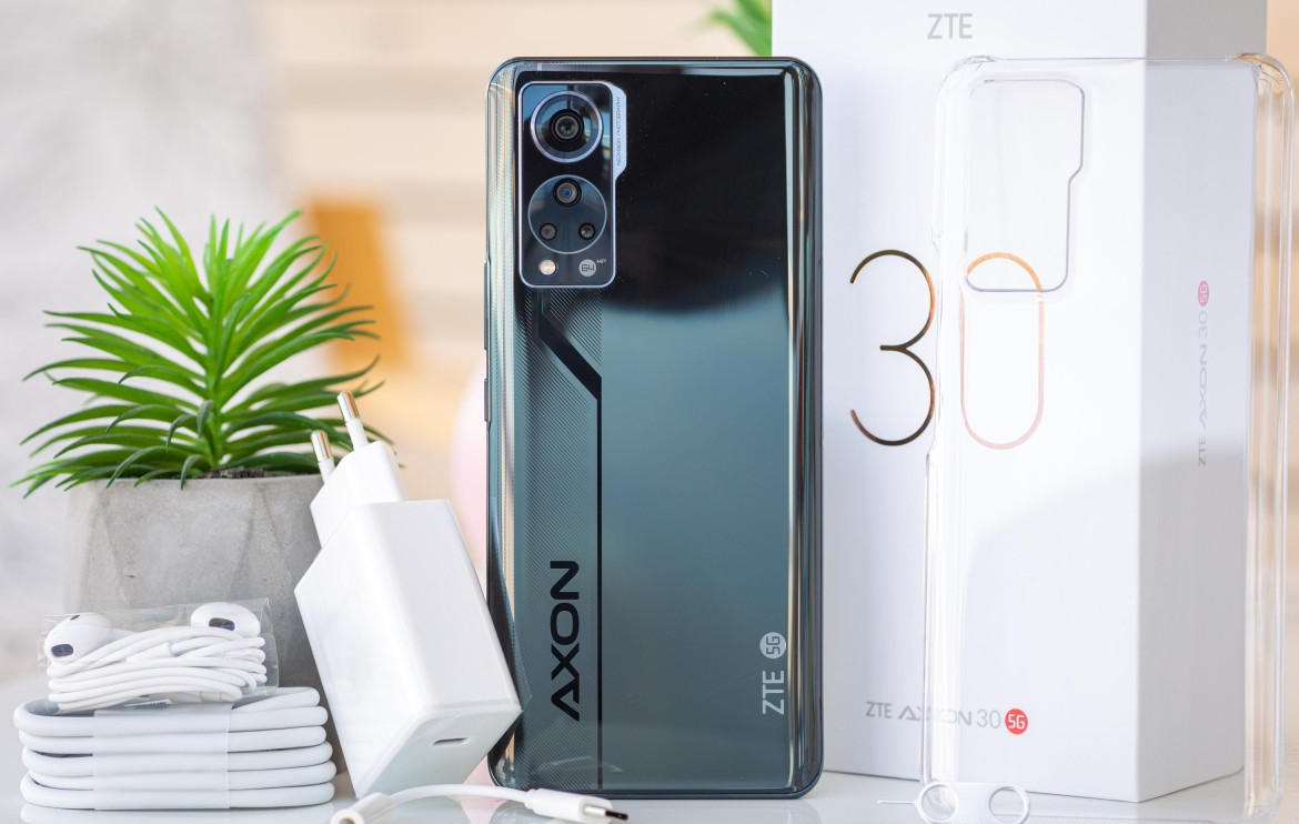 ZTE Axon 30 5G in for review - GearOpen.com