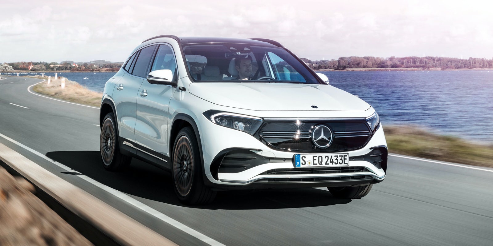 Mercedes EQA review - GearOpen.com