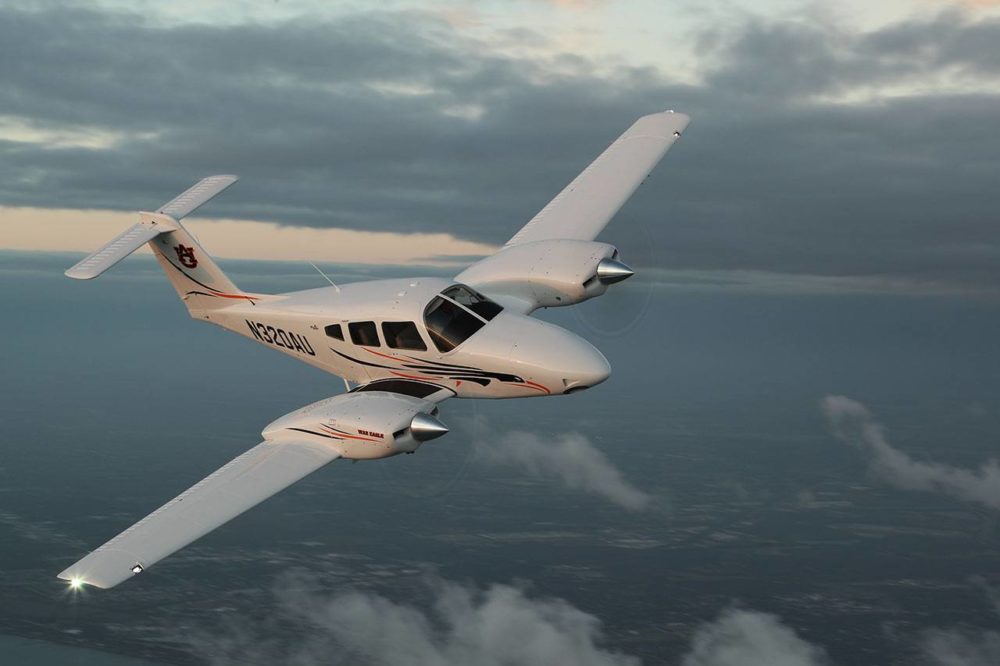 Our 2021 Roundup Of Light Twin Aircraft - GearOpen.com