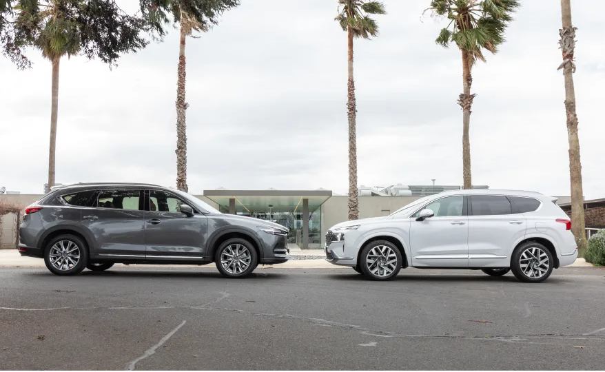 2021 Hyundai Santa Fe Highlander v Mazda CX-8 GT comparison - GearOpen.com