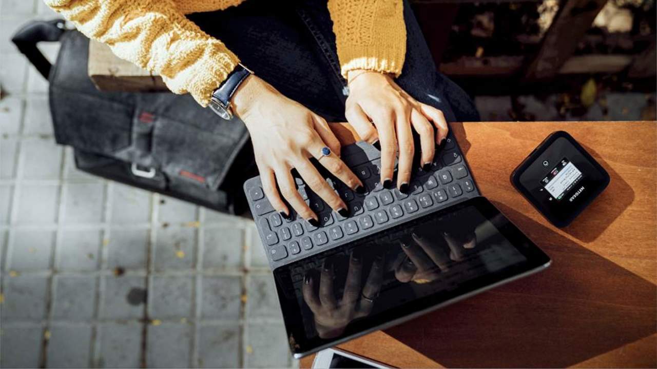 Netgear Nighthawk M5 5G Wi-Fi 6 mobile router is now available ...