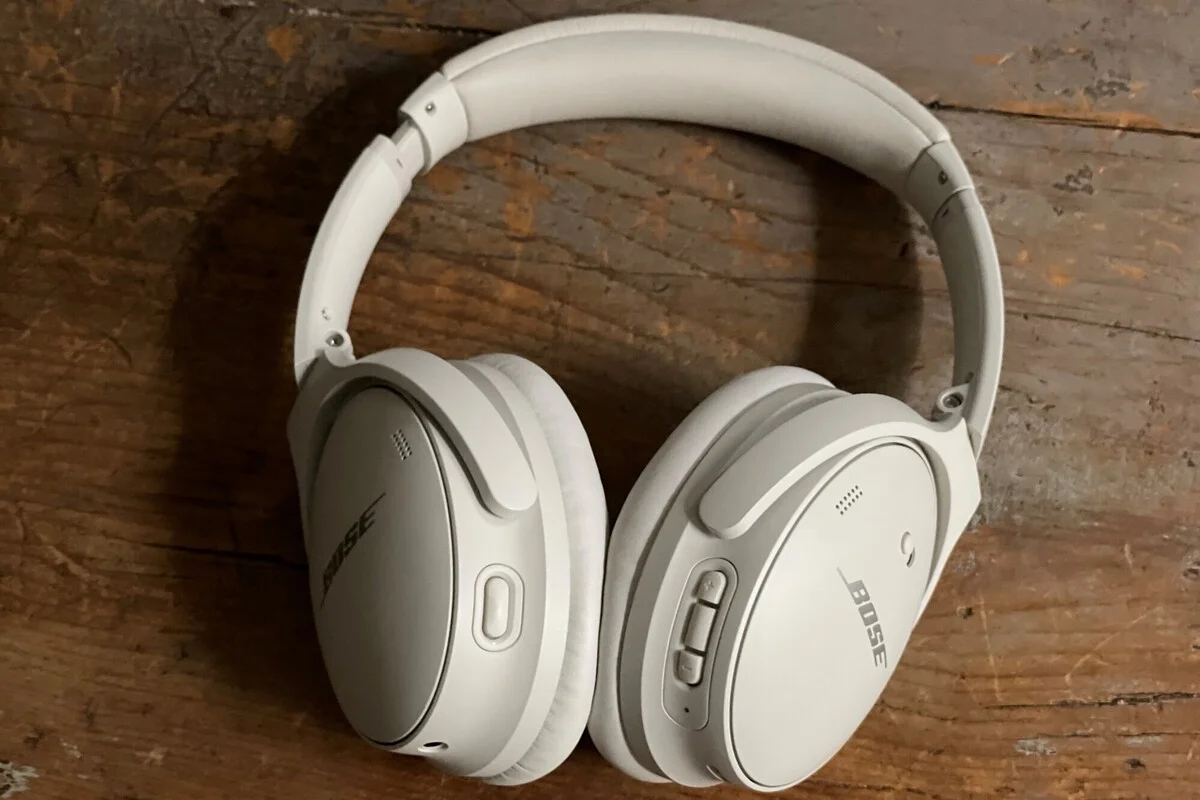 Bose QuietComfort 45 review: Silence is golden with this noise ...