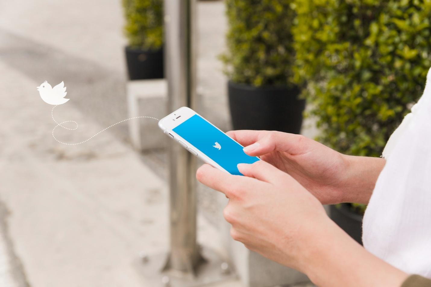 How to use the viral AI Tweet Generator to have an AI imitate your ...