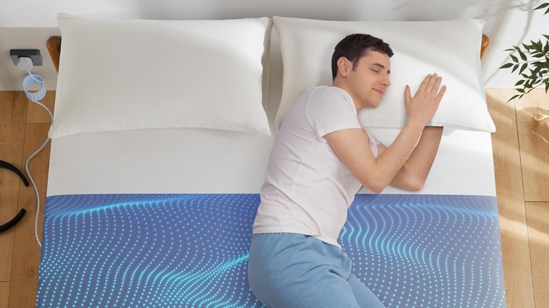 Grounding Sheets Are TikTok's Newest Craze—But Are They Just Junk ...